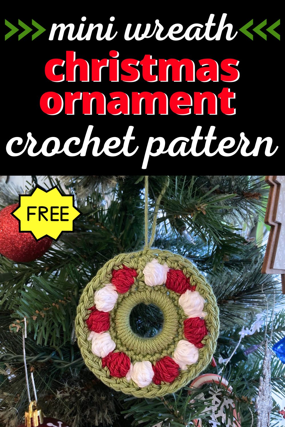 Simple Charming Crochet Christmas Wreath Ornament Pattern - Simply ...